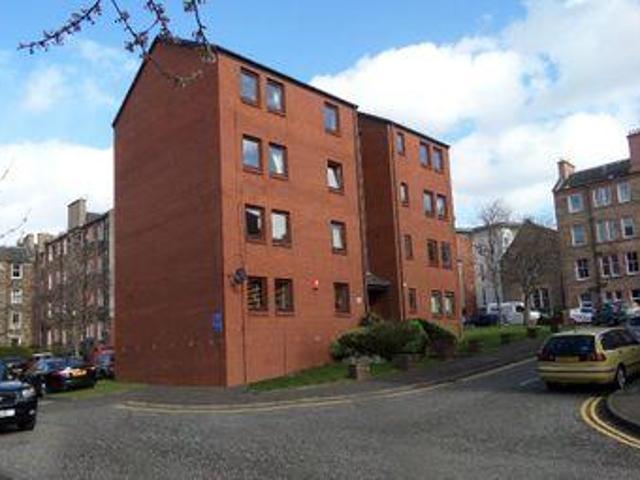 2 Bedrooms Flat for rent in Bryson Road, Polwarth, Edinburgh EH11