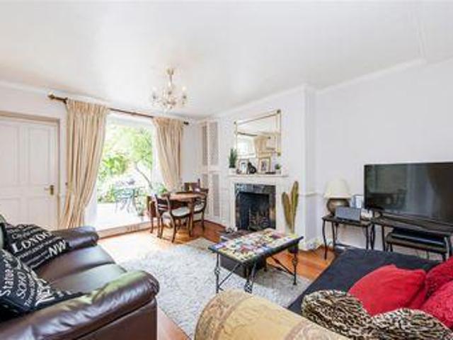2 Bedrooms Flat for rent in Brackenbury Road, London W6