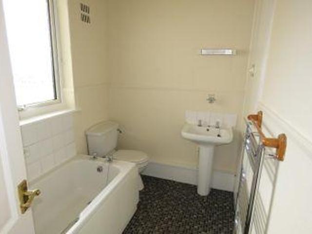 2 Bedrooms Flat for rent in Bradfield Road, Hillsborough, Sheffield S6