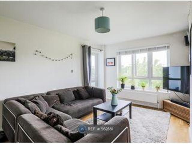 2 Bedrooms Flat for rent in Bradley House, London SE16