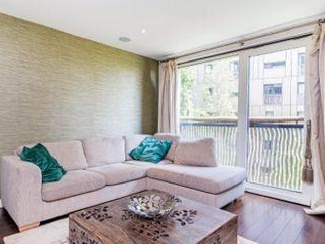 2 Bedrooms Flat for rent in Bramah House, Gatliff Road, Grosvenor Waterside SW1W