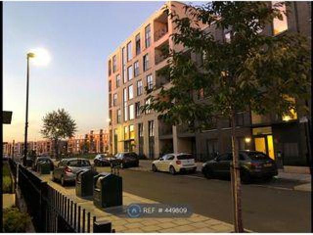 2 Bedrooms Flat for rent in Bramah Road, London SW9