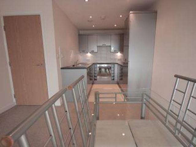 2 Bedrooms Flat for rent in Bramall Lane, Sheffield S2