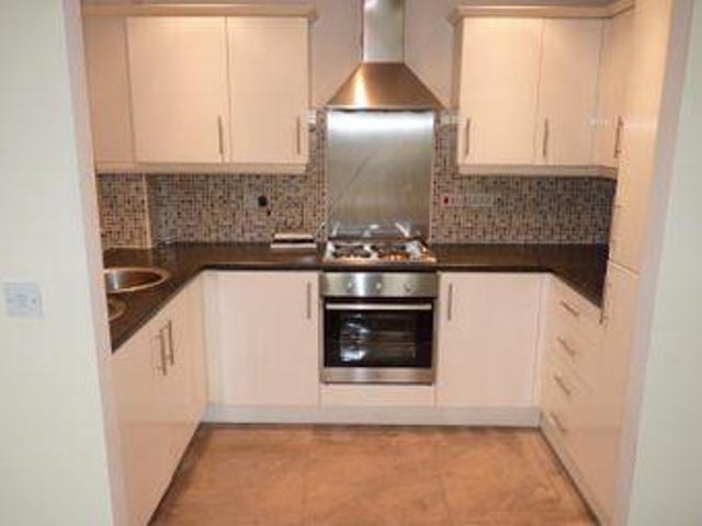 2 Bedrooms Flat for rent in Breccia Gardens, St. Helens WA9