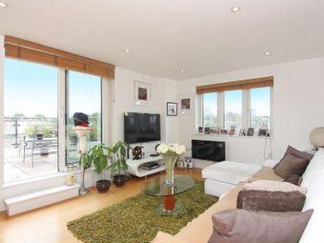2 Bedrooms Flat for rent in Brewhouse Lane, London SW15