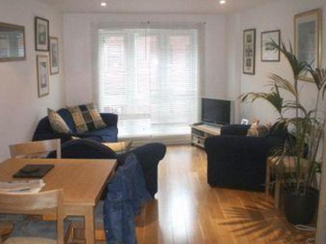 2 Bedrooms Flat for rent in Brewhouse Lane, London SW15