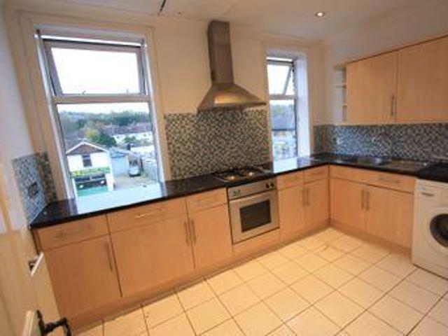 2 Bedrooms Flat for rent in Brighton Rd, Croydon CR2