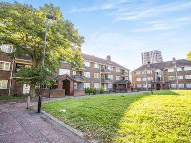 2 Bedrooms Flat for rent in Bridgeland Road, London E16