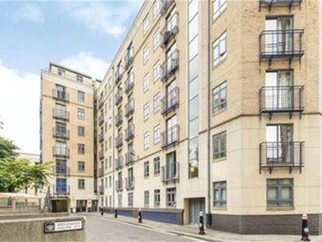 2 Bedrooms Flat for rent in Bridgewater Square, London EC2Y