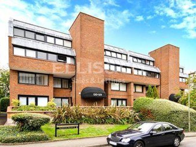 2 Bedrooms Flat for rent in Britten Close, London NW11