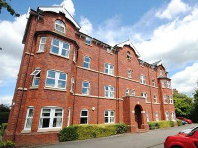 2 Bedrooms Flat for rent in Broad Road, Sale M33