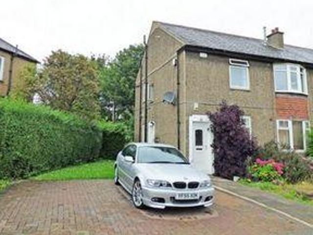 2 Bedrooms Flat for rent in Broomside Terrace, Carrick Knowe, Edinburgh EH12