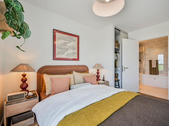 2 Bedrooms Flat for Rent in Brook Road | Foxtons