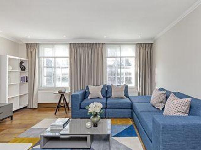 2 Bedrooms Flat for rent in Brompton Square, London SW3
