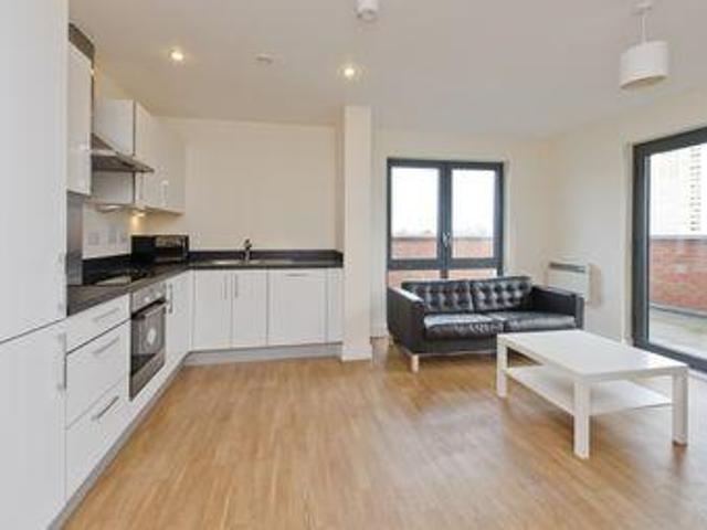 2 Bedrooms Flat for rent in Bronnley Court, Uxbridge Road, Acton, London W3