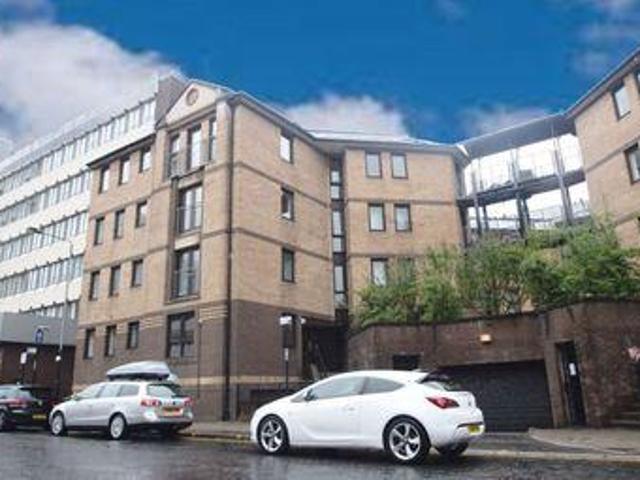 2 Bedrooms Flat for rent in Brown Street, Glasgow G2