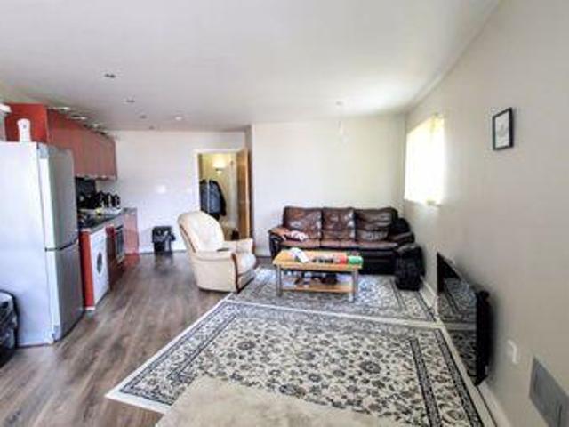 2 Bedrooms Flat for rent in Bute Terrace, Cardiff CF10