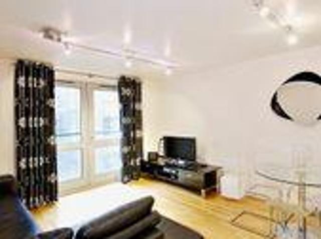 2 Bedrooms Flat for rent in Butlers & Colonial Wharf, Shad Thames, London SE1