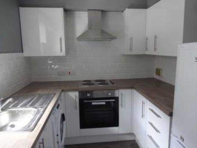 2 Bedrooms Flat for rent in Buccleuch Street, Glasgow G3
