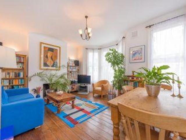 2 Bedrooms Flat for rent in Buchanan Gardens, London NW10