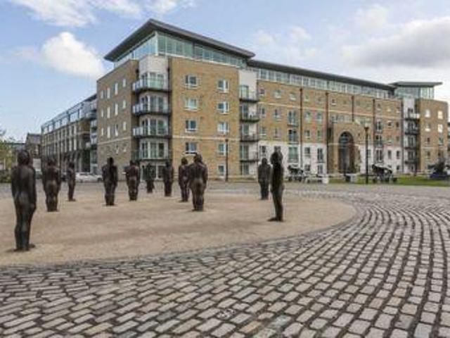 2 Bedrooms Flat for rent in Building 45, Royal Arsenal Riverside, London SE18