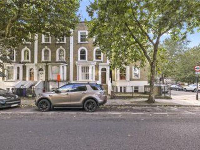 2 Bedrooms Flat for rent in Burdett Road, London E14