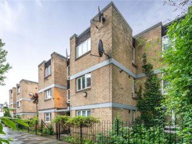 2 Bedrooms Flat for rent in Burder Close, Islington N1