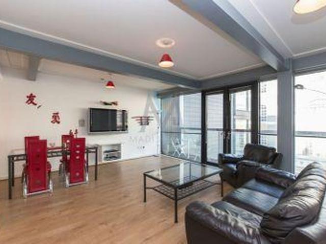 2 Bedrooms Flat for rent in Burford Road, Stratford E15
