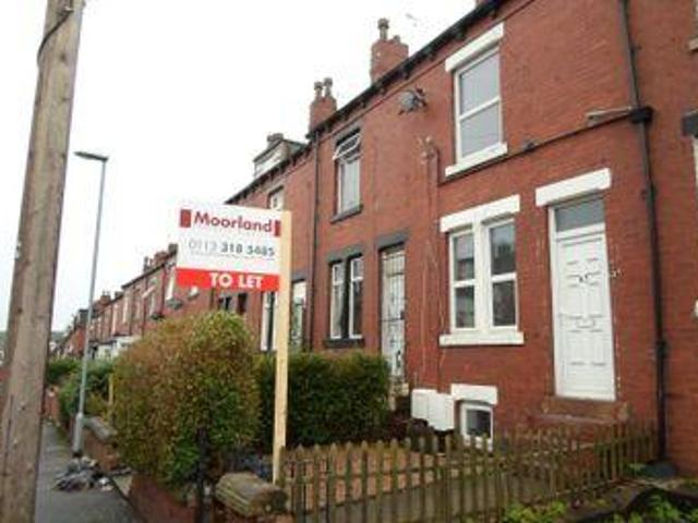 2 Bedrooms Flat for rent in Burlington Road, Leeds LS11