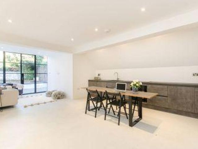 2 Bedrooms Flat for rent in Burrows Road, Kensal Green NW10