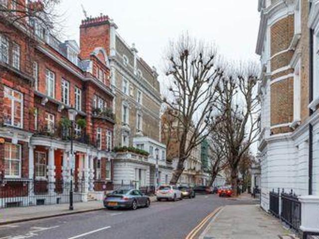 2 Bedrooms Flat for rent in Burrows Road, London NW10