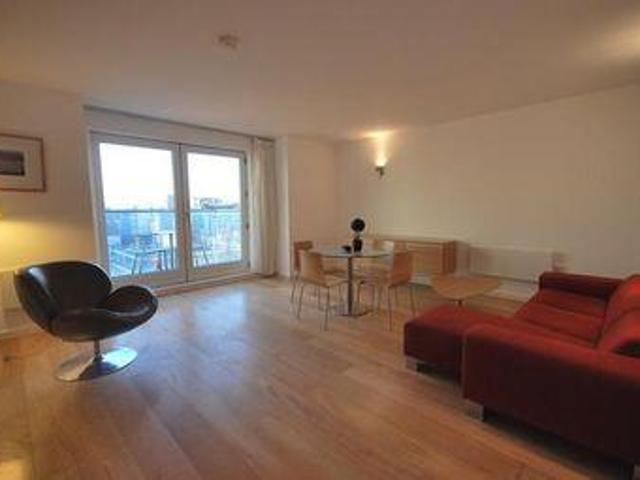 2 Bedrooms Flat for rent in Goulden Street, Manchester, 5El M4