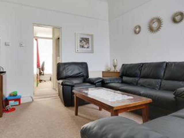 2 Bedrooms Flat for rent in Goldney Road, London W9
