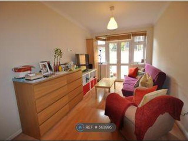 2 Bedrooms Flat for rent in Golders Green Crescent, London NW11