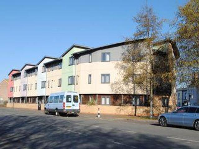 2 Bedrooms Flat for rent in Goodhind Street, Easton, Bristol BS5