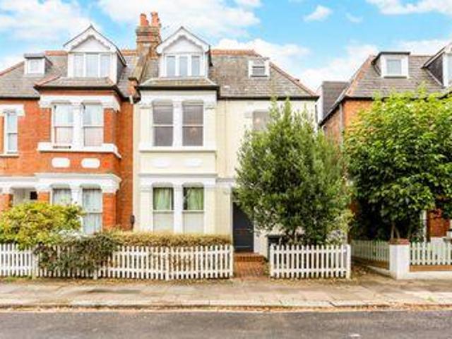 2 Bedrooms Flat for rent in Gordon Road, London W4