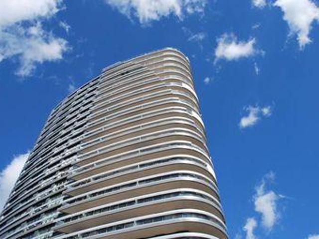 2 Bedrooms Flat for rent in Gateway Tower, 28 Western Gateway, Royal Victoria E16