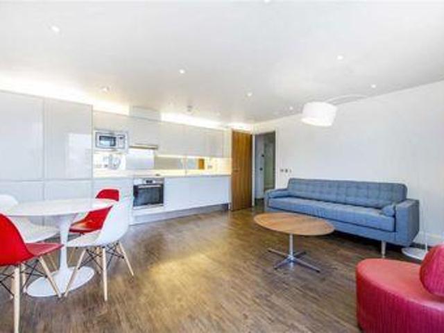 2 Bedrooms Flat for rent in Gauden Road, London SW4