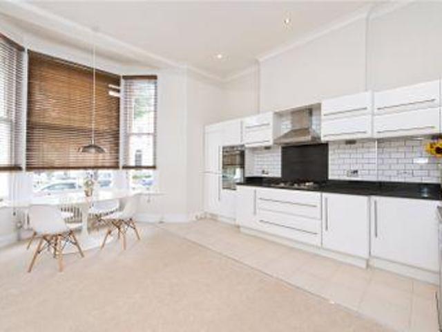 2 Bedrooms Flat for rent in Gauden Road, London SW4