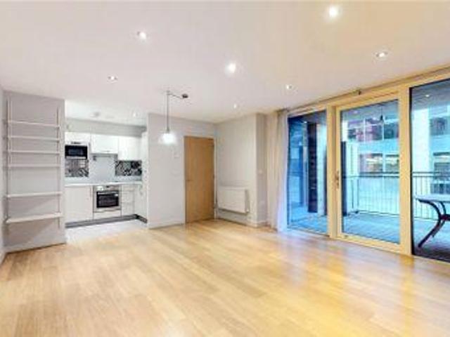2 Bedrooms Flat for rent in Gaumont Tower, Dalston Square, London E8