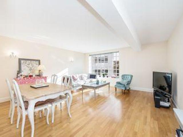 2 Bedrooms Flat for rent in Gainsford Street, London SE1