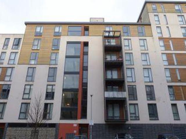 2 Bedrooms Flat for rent in Galton Court, Joslin Avenue, London NW9