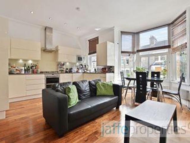 2 Bedrooms Flat for rent in Gascony Avenue, London, London NW6