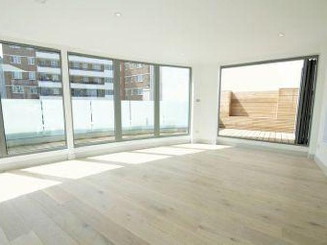 2 Bedrooms Flat for rent in Gee Street, London EC1V