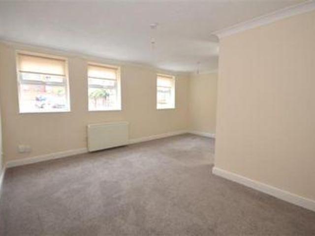 2 Bedrooms Flat for rent in Gell Street, Sheffield S3