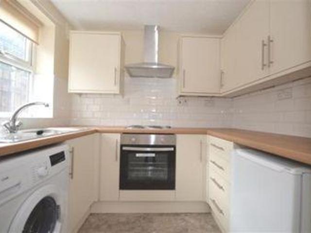 2 Bedrooms Flat for rent in Gell Street, Sheffield S3