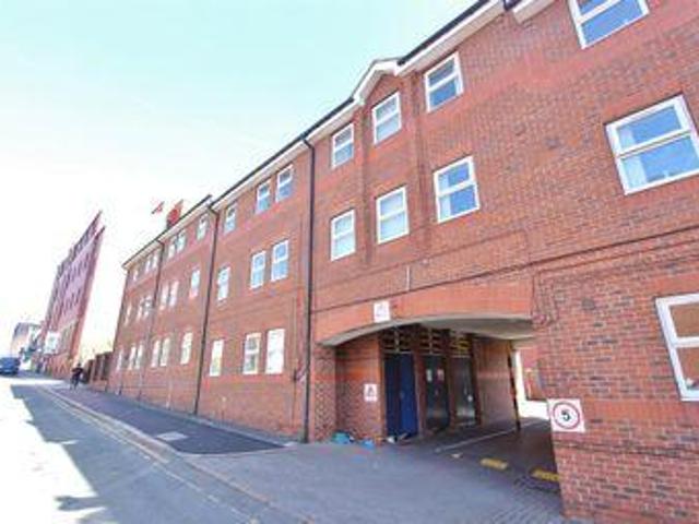 2 Bedrooms Flat for rent in Gell Street, Sheffield S3