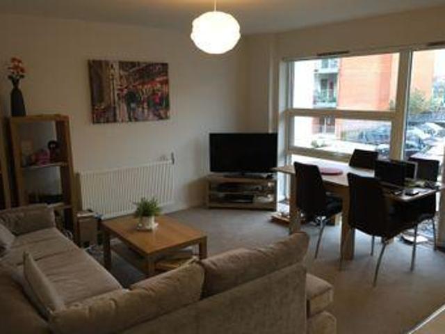 2 Bedrooms Flat for rent in Geoff Cade Way, London E3