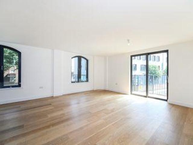 2 Bedrooms Flat for rent in George Row, London SE16