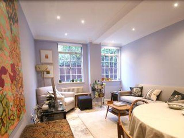 2 Bedrooms Flat for rent in George Street, London W1H